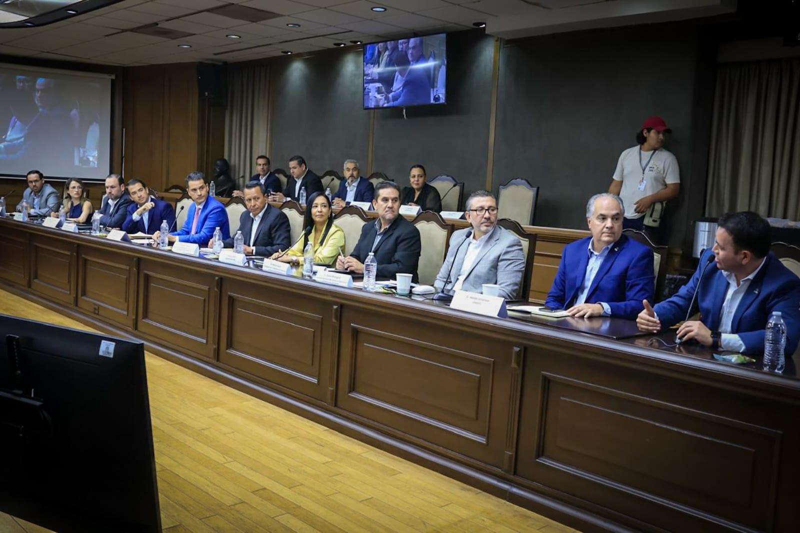 Analiza mesa de transición información de obras públicas y del ...